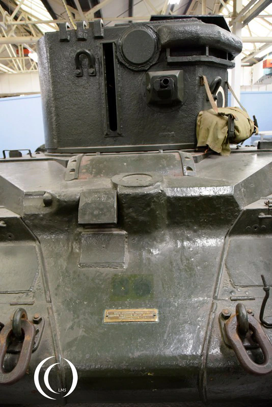 Canal Defense Light CDL – Infantry Tank Matilda Mk II | LandmarkScout