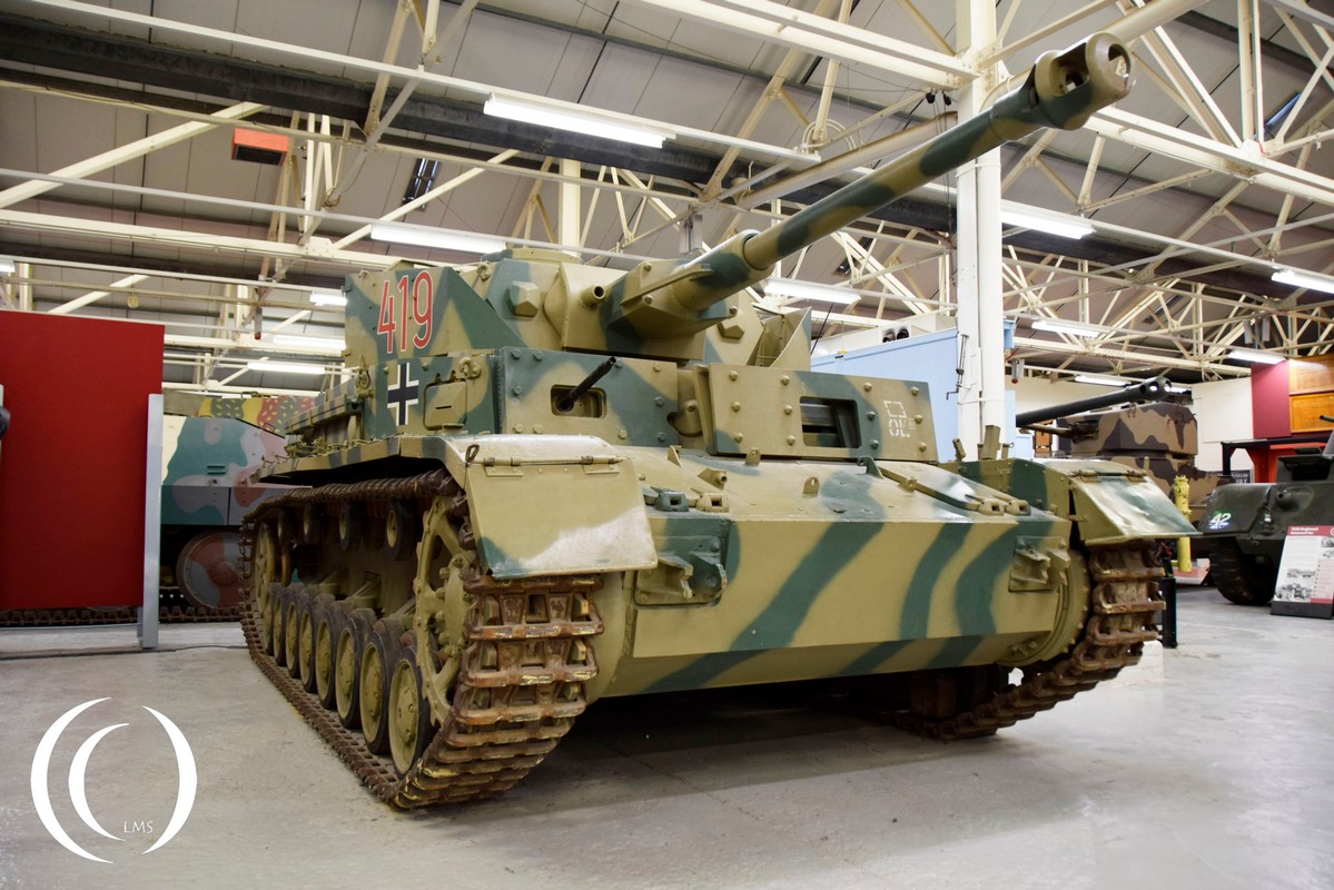 Panzerkampfwagen IV – Sd.Kfz. 161, With technical data on Ausf. J ...