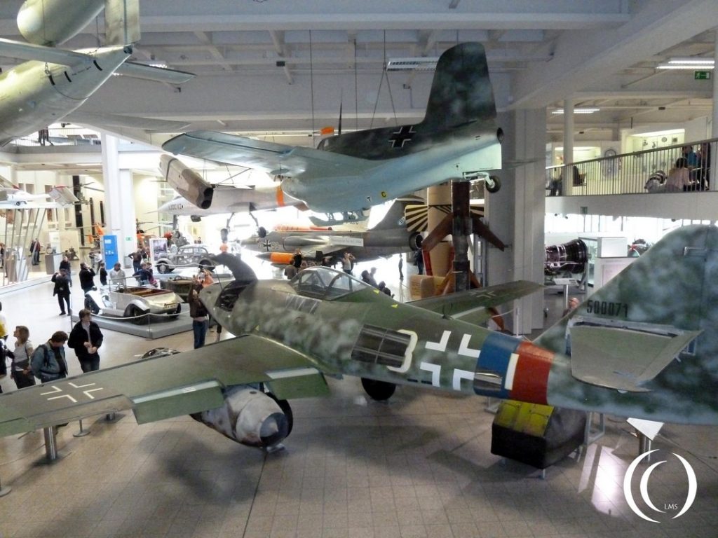 Messerschmitt Me 262 A-1a – Schwalbe – German Jet Interceptor ...