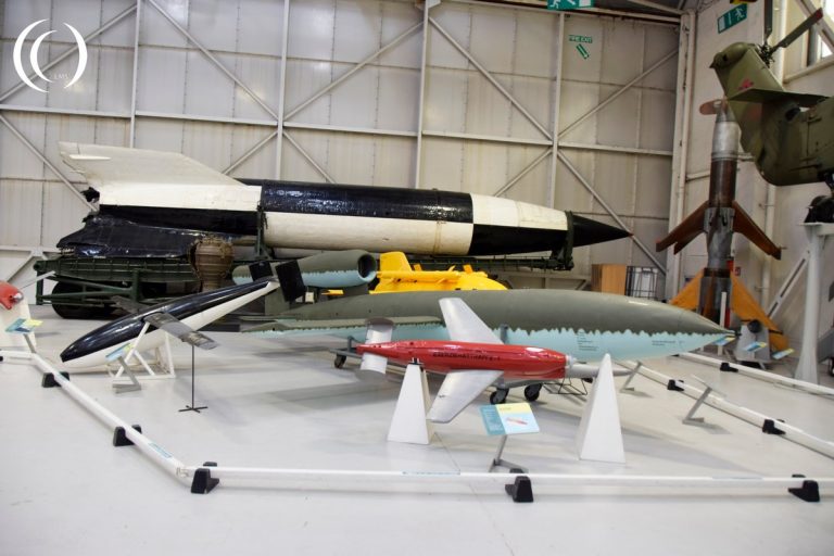 V2 Rocket, Aggregat A4 – German Long-Range Guided Ballistic Missile ...