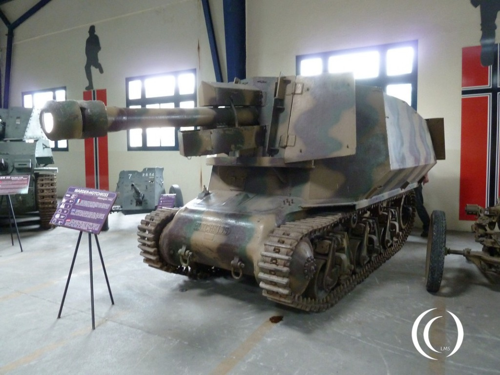 10,5 cm leFH 18 auf Geschützwagen 38H(f) – Self Propelled Artillery ...