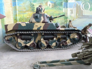 Hotchkiss H39 – French Light Tank | LandmarkScout