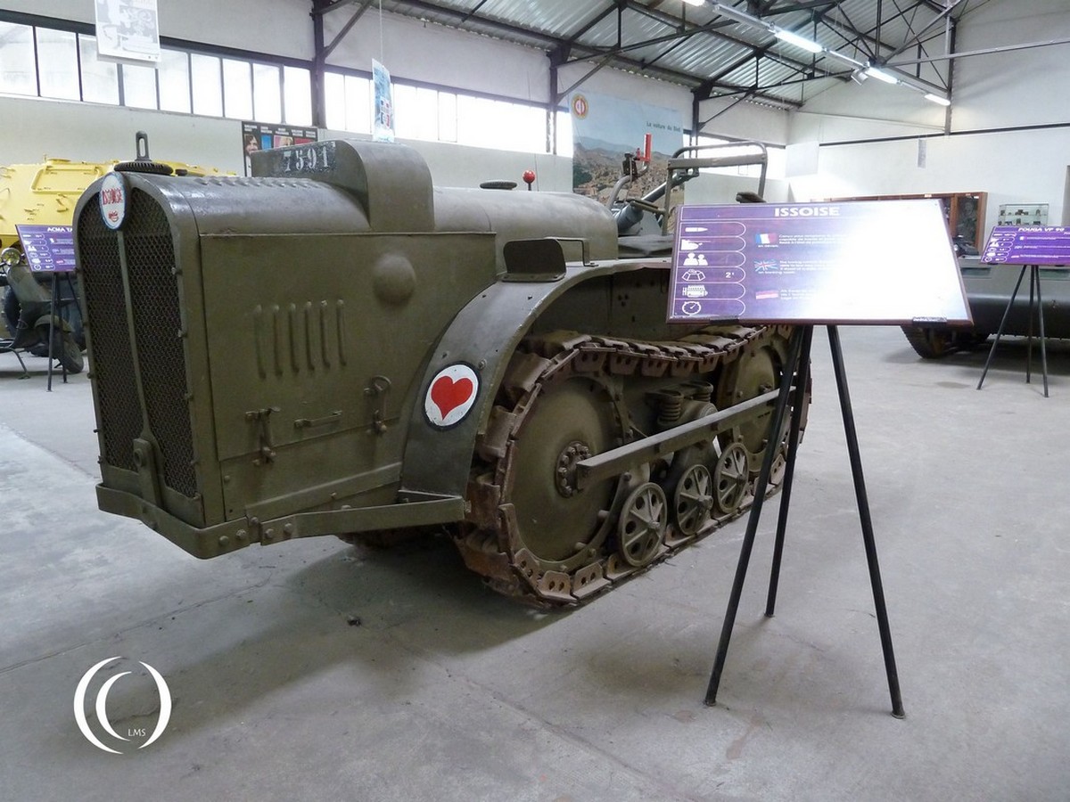 Issoise TU1 Tractor – French Prototype Field Tractor | LandmarkScout