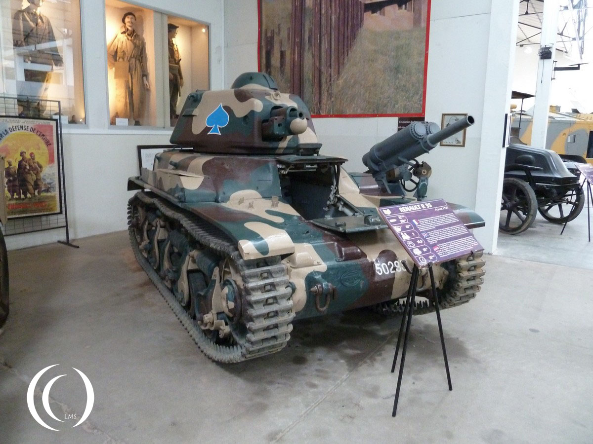 Renault R 35 – French Light Tank | LandmarkScout