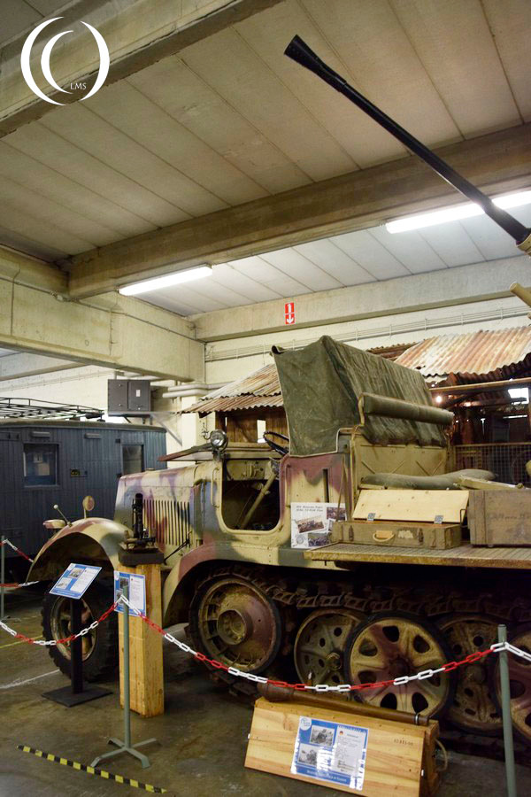 Sd.Kfz. 7/2 – Krauss-Maffei 8-ton German Halftrack with 3.7 cm Flak 36 ...