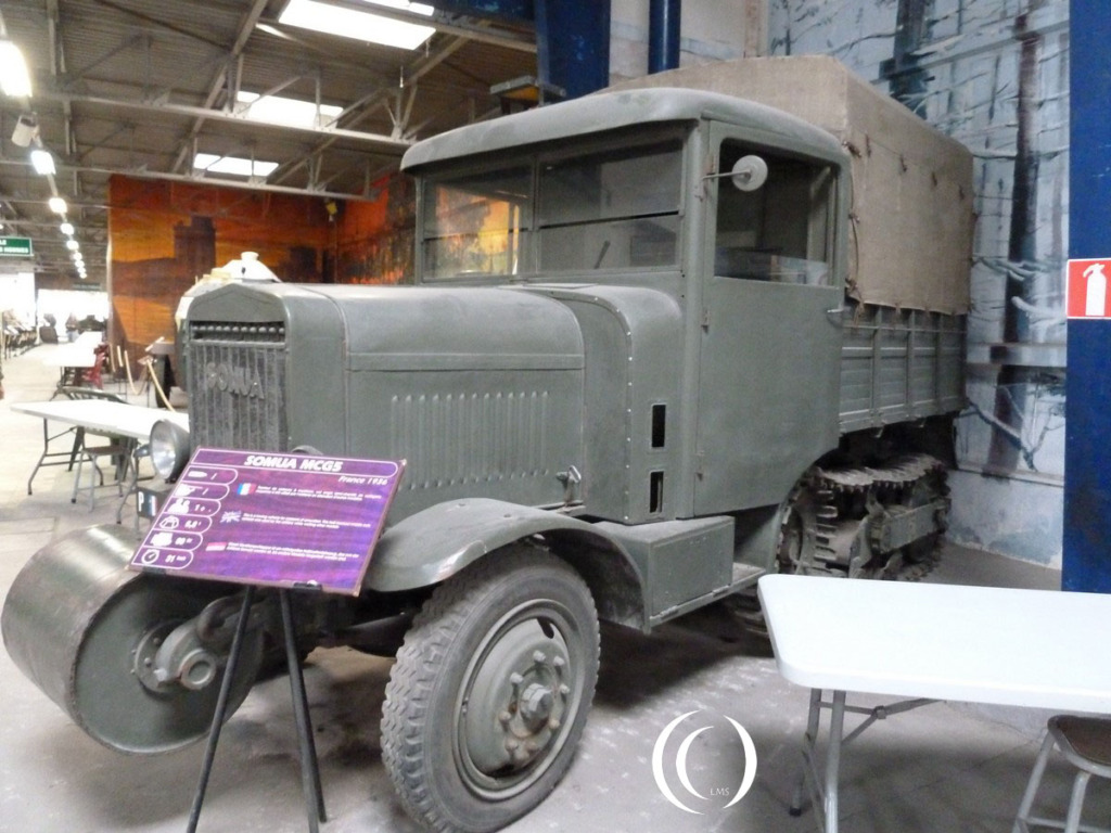 Somua MCG5 – French Half Track Artillery Tractor | LandmarkScout