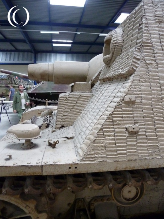 Sturmpanzer IV Sd.Kfz. 166 – Brummbär – German Assault Tank | LandmarkScout