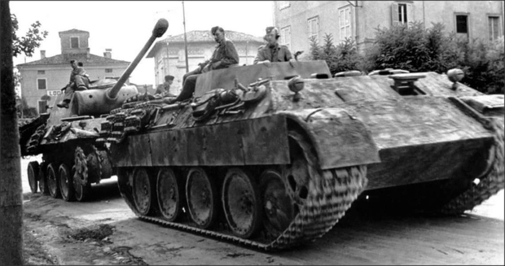 Bergepanther – a Panther based German Armored Recovery Vehicle ...