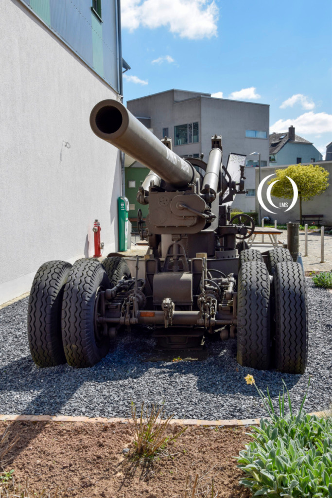 US 155mm M1A1 “Long Tom” – American Heavy Artillery Field Gun ...