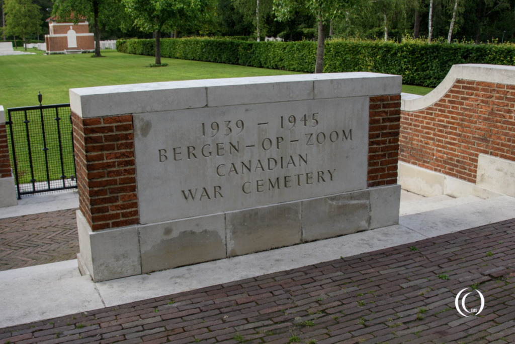 Canadian War Cemetery – Bergen op Zoom, The Netherlands | LandmarkScout