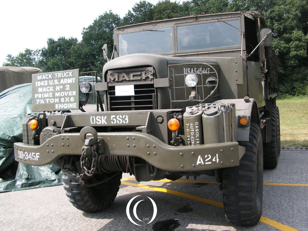 Mack NO-2, 7.5 ton 6×6 Truck – U.S. Heavy Artillery Tractor | LandmarkScout