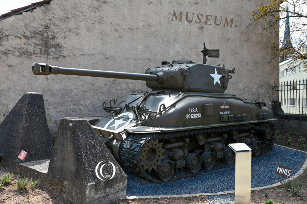 Sherman M4A1E8 76 (W) HVSS “Block Buster 3rd” – American Medium Tank ...