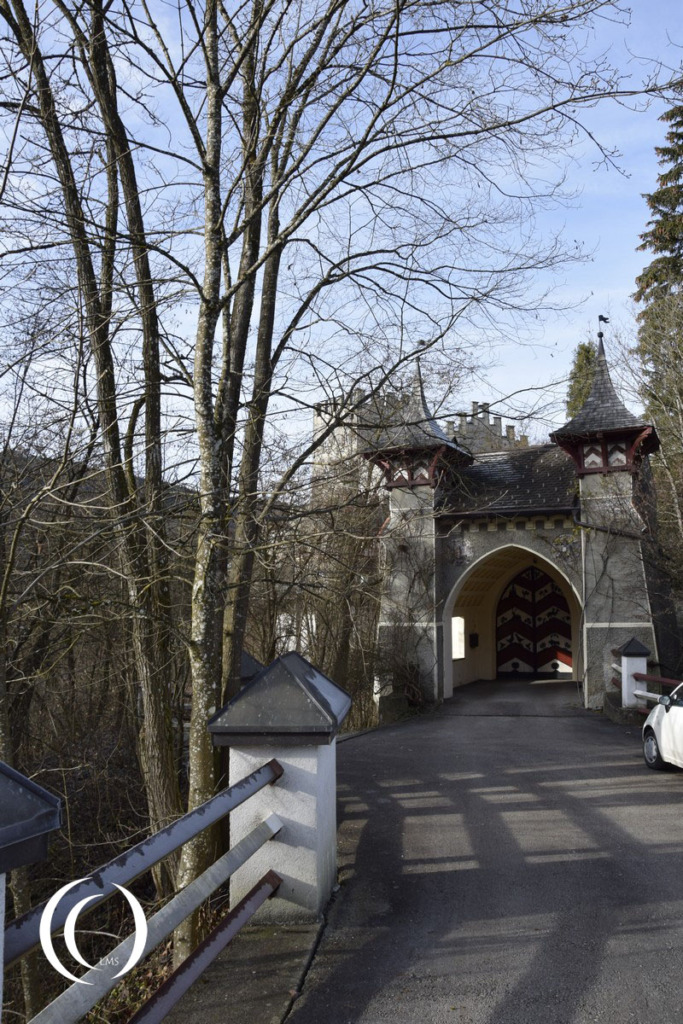U.S. Army and German Wehrmacht Fight the Waffen-SS – The Battle for ...