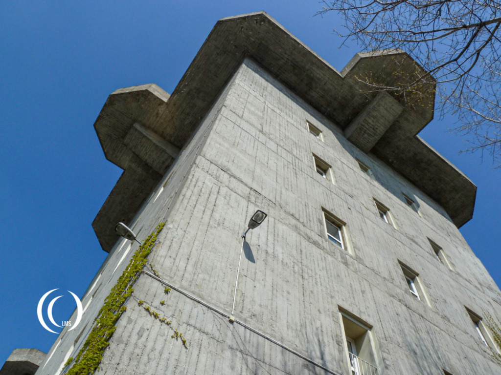 Flakturm Type IV – A Hochbunker at Heiligengeistfeld – St. Pauli ...