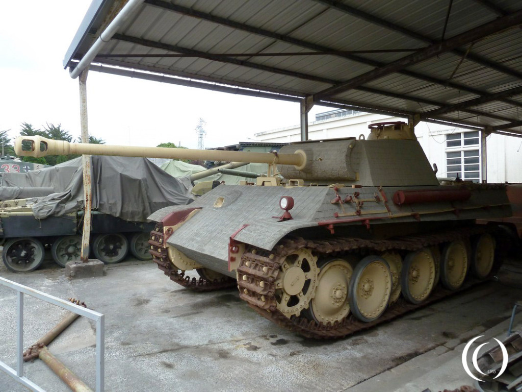 Panzerkampfwagen V Ausführung G – German Panther Tank | LandmarkScout