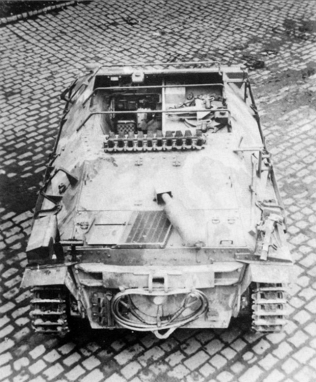 Bergepanzer 38(t) – Sd.Kfz. 136 – German Armored Recovery Vehicle based ...