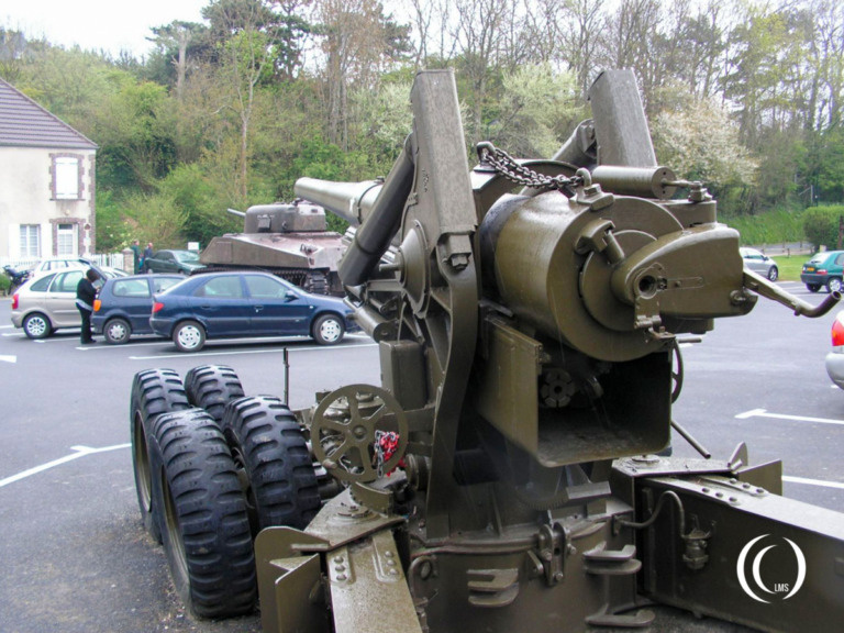 US 155mm M1A1 “Long Tom” – Heavy Artillery Field Gun | LandmarkScout
