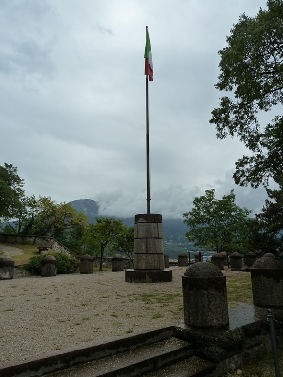 Piazza Giuseppe Perrucchetti – Trento Italy | LandmarkScout