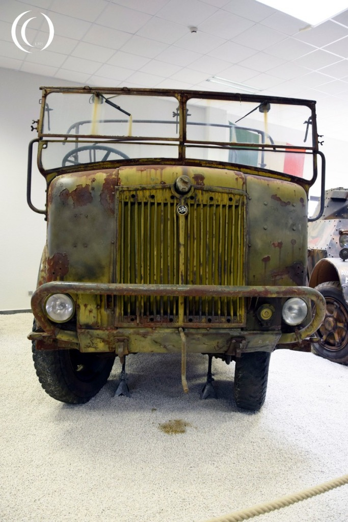Fiat – SPA TM40 – Italian Artillery Tractor | LandmarkScout
