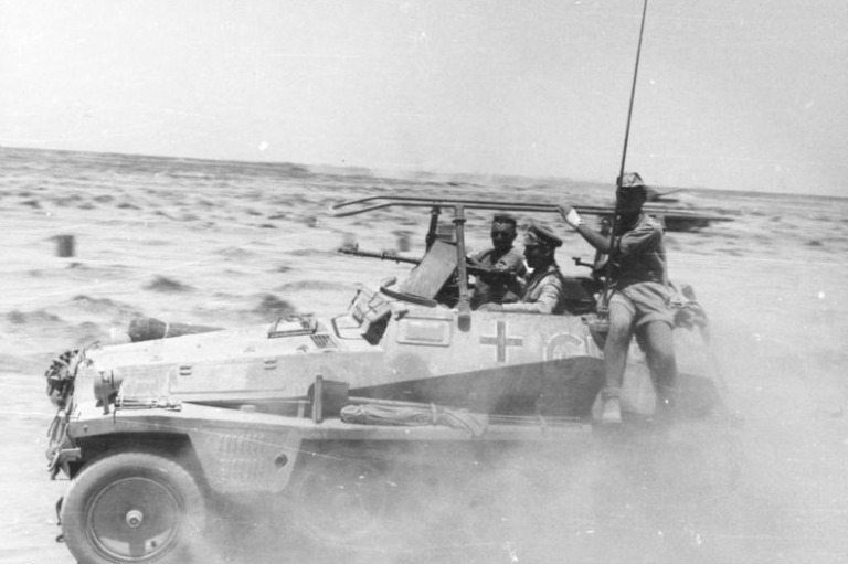Sd.Kfz. 250 – Light Armored Personnel Carrier – German Halftrack ...