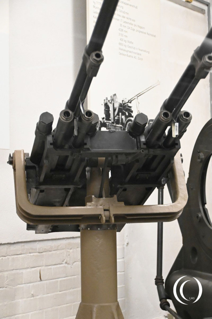 Type 4 – Japanese 20 mm Twin light Anti-Aircraft Cannon | LandmarkScout