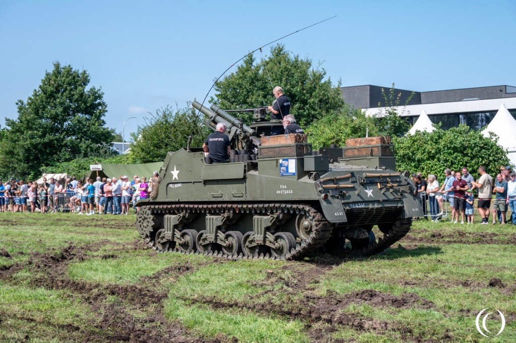 105 mm Howitzer Motor Carriage M7 – Priest – American Self Propelled ...