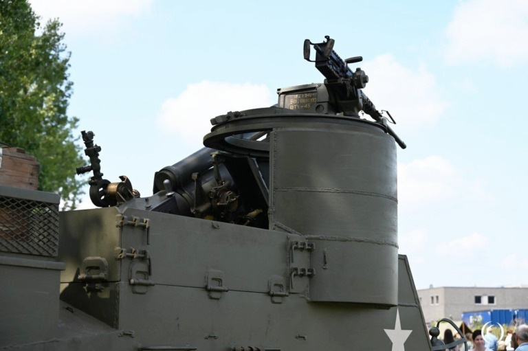 105 mm Howitzer Motor Carriage M7 – Priest – American Self Propelled ...