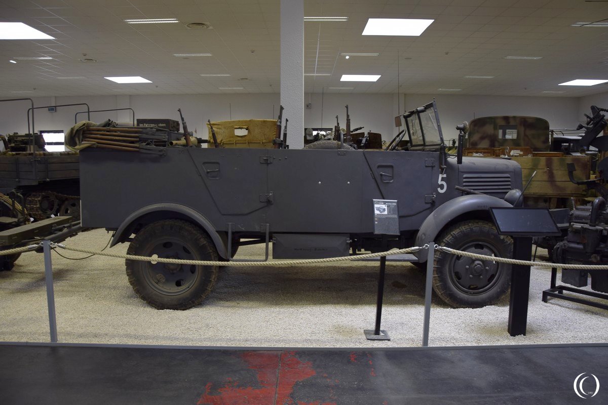 Mercedes-Benz L 1500 A – German 1,5 Ton Truck | LandmarkScout