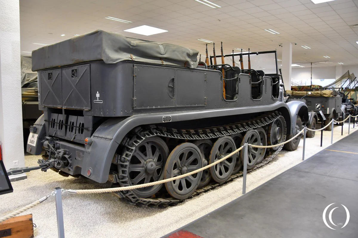 Sd.Kfz. 8 – German 12 tons Heavy Prime Mover Halftrack | LandmarkScout