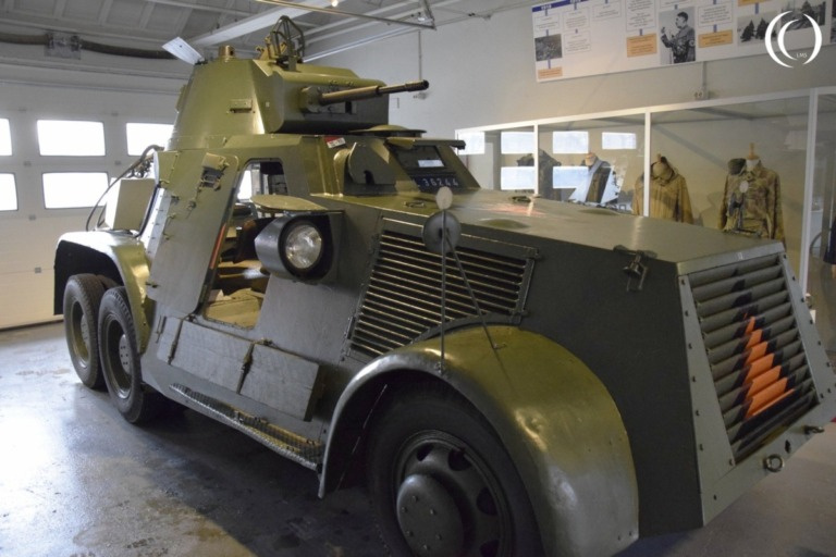 M38 – Landsverk L-180, Dutch Armored Car | LandmarkScout