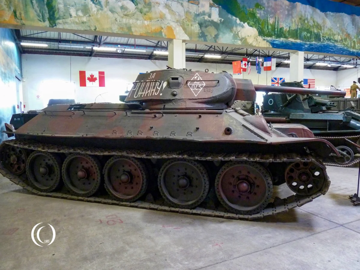 T-34-76 – Soviet Medium Tank | LandmarkScout