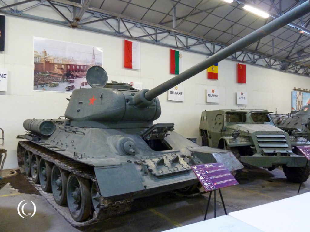 T-34-85 – Soviet Medium Tank | LandmarkScout