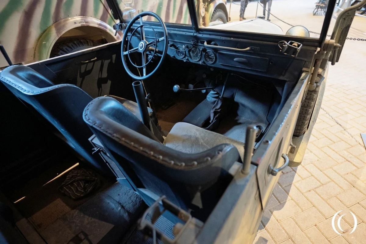 Mercedes-Benz 170 VK, Kfz. 2 – German Light Radio Car | LandmarkScout