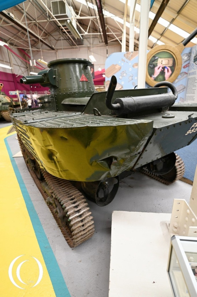 Vickers Amphibious Light Tank L1E3 – British Amphibious Tank ...