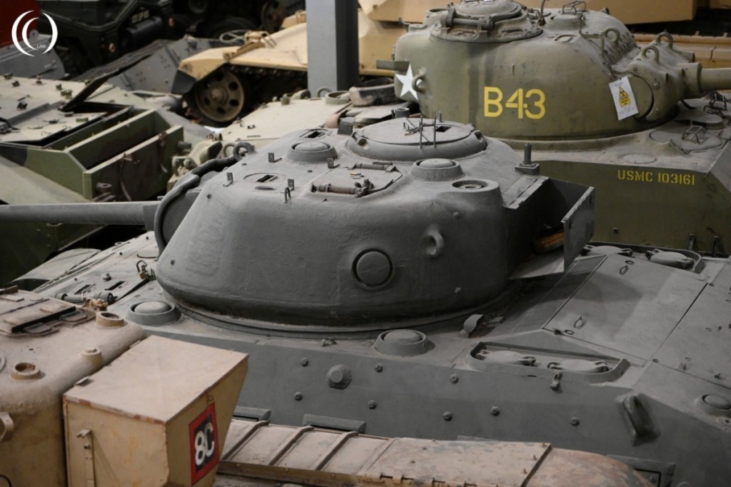 Assault Tank T14 – Anglo-American Heavy Tank | LandmarkScout