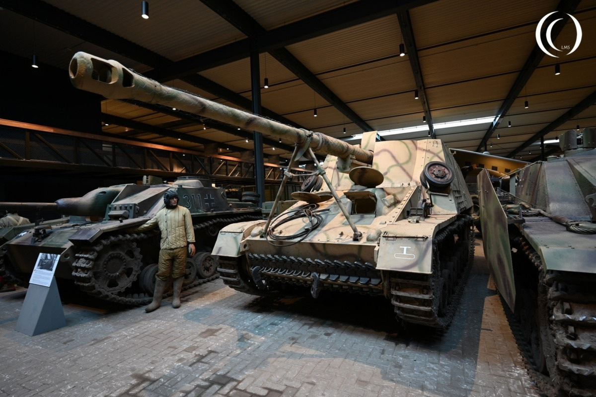 Panzerjäger Nashorn Sd.Kfz. 164 – German Tank Destroyer | LandmarkScout