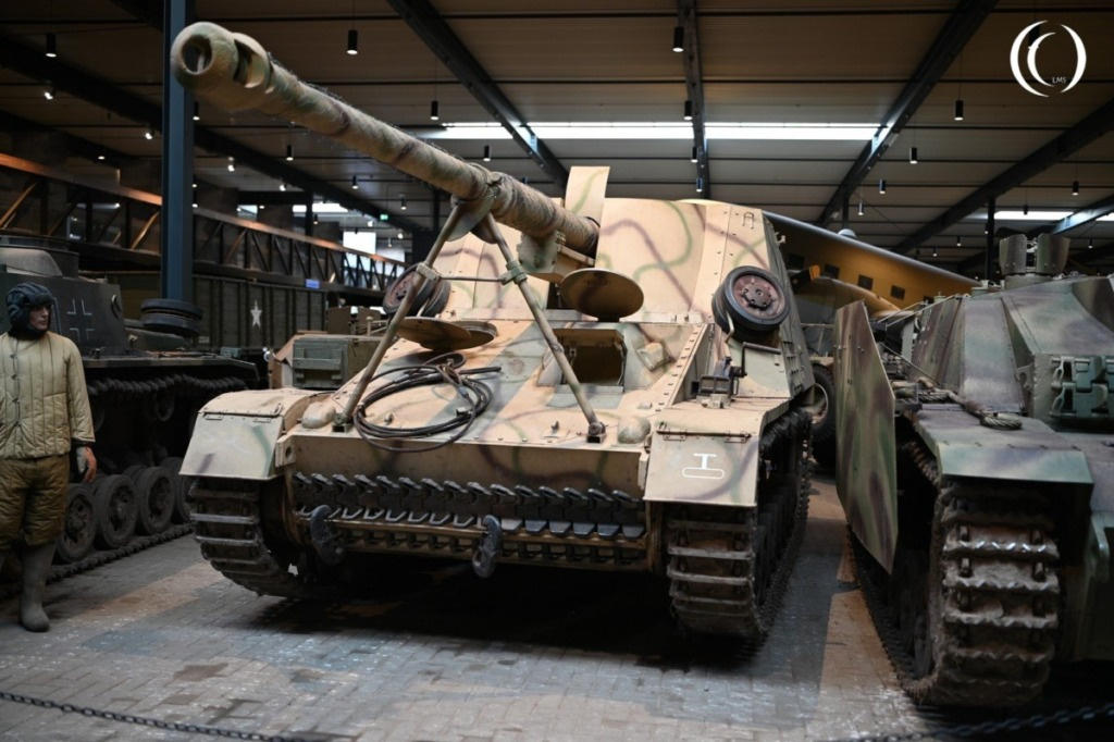 Panzerjäger Nashorn Sd.Kfz. 164 – German Tank Destroyer | LandmarkScout